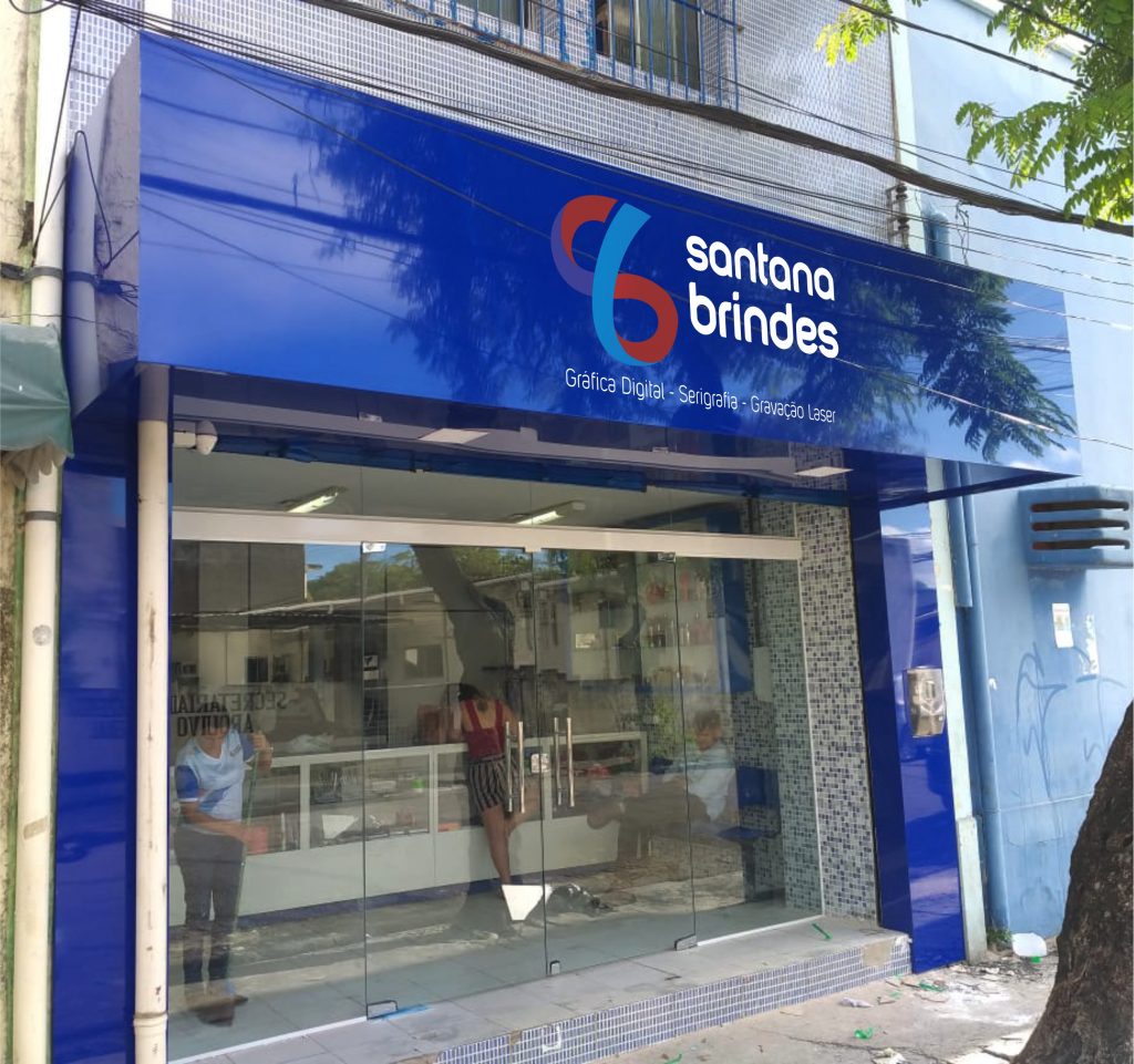 Fachada de ACM Azul e Instalação de Portas de Vidro - Concórdia Placas ...